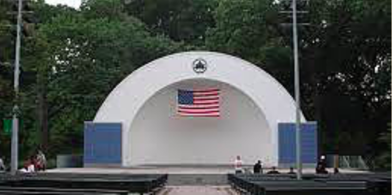 Forest Park George Seuffert Sr. Bandshell | We Heart Astoria